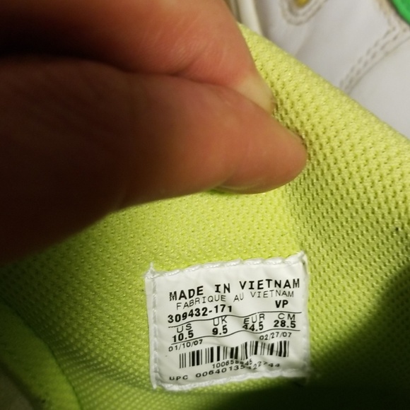 Nike | Shoes | Nike Retro Highs W Defect | Poshmark